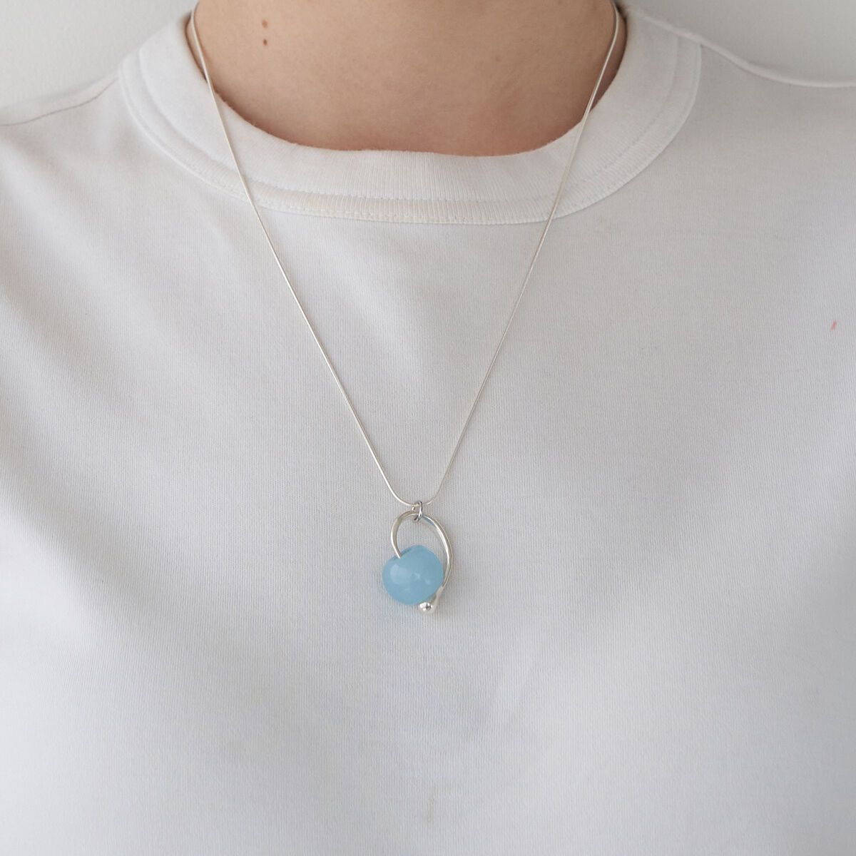 [빅톤 한승우 착용] Flection & Connection - Necklace 05 (Skyblue) - 감도 깊은 취향 셀렉트샵 29CM