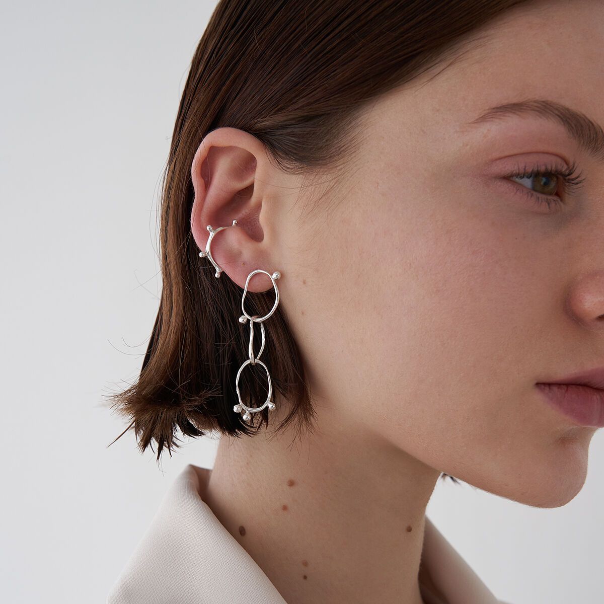 [빅톤 한승우 착용] Flection & Connection - Earring 20 (Earcuff) - 감도 깊은 취향 셀렉트샵 29CM