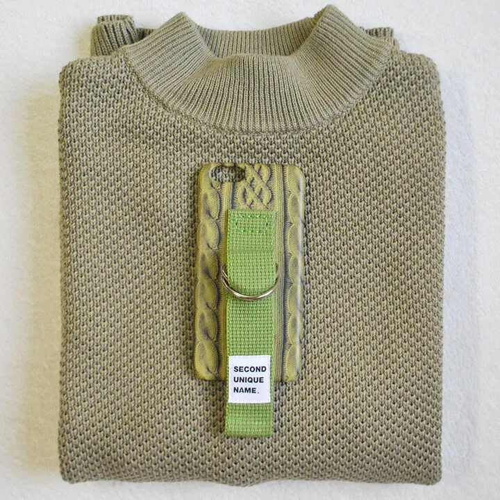SUN CASE SWEATER OLIVE - 감도 깊은 취향 셀렉트샵 29CM