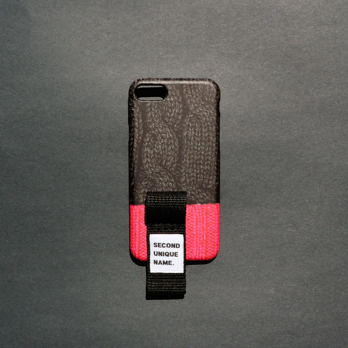 SUN CASE FINGER SWEATER BLACK PINK - 감도 깊은 취향 셀렉트샵 29CM