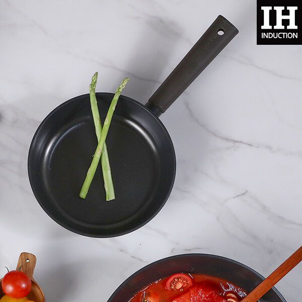 노블레스 인덕션(IH) 프라이팬 20cm - 감도 깊은 취향 셀렉트샵 29CM