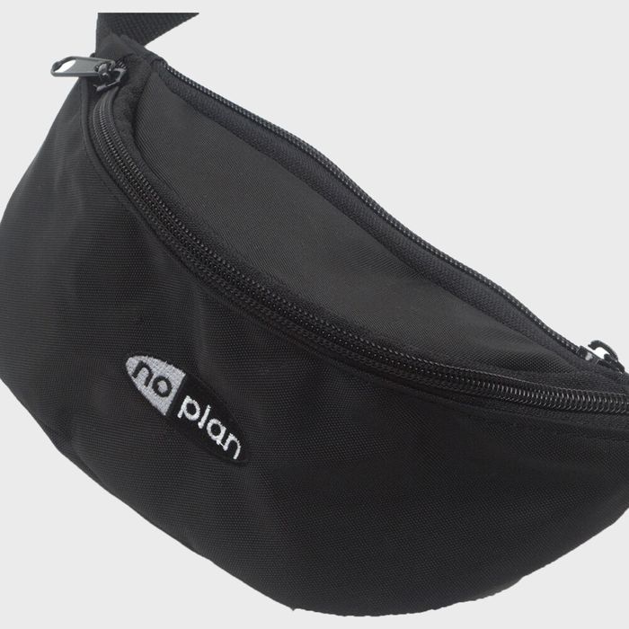NO PLAN OVAL LOGO FANNY PACK - 감도 깊은 취향 셀렉트샵 29CM