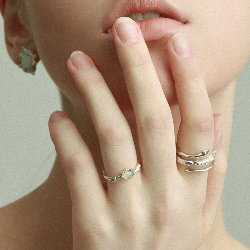 Classic opal silver ring - 감도 깊은 취향 셀렉트샵 29CM