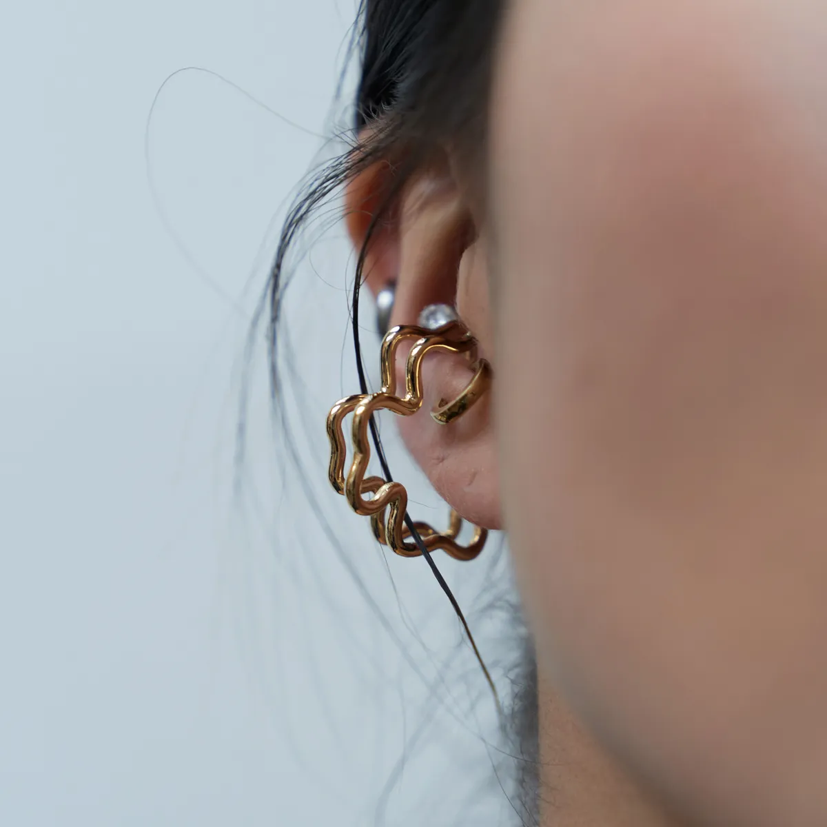 HYEONK CLOVER EARCUFF - 감도 깊은 취향 셀렉트샵 29CM