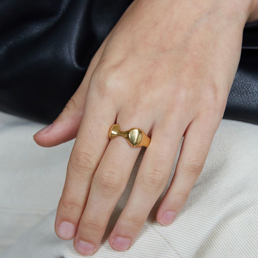Allcase wave ring - 감도 깊은 취향 셀렉트샵 29CM