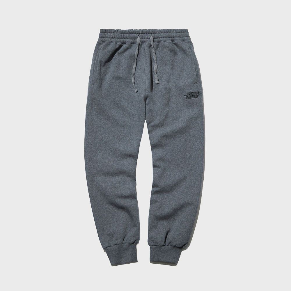 EMB LOGO SWEATPANTS CHARCOAL GREY - 감도 깊은 취향 셀렉트샵 29CM