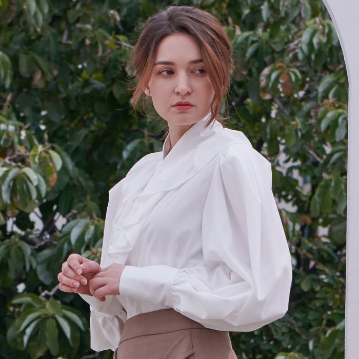 [AMIL]Overlap Ruffle blouse_White - 감도 깊은 취향 셀렉트샵 29CM
