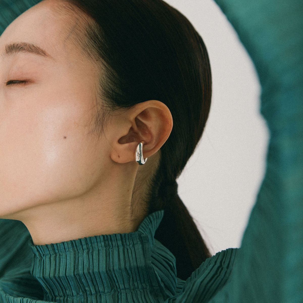 CRESCENT EAR CUFF / Silver - 감도 깊은 취향 셀렉트샵 29CM