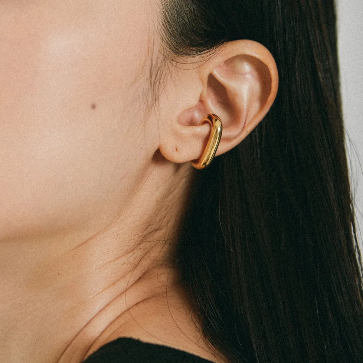 O EAR CUFF SMALL / Gold - 감도 깊은 취향 셀렉트샵 29CM