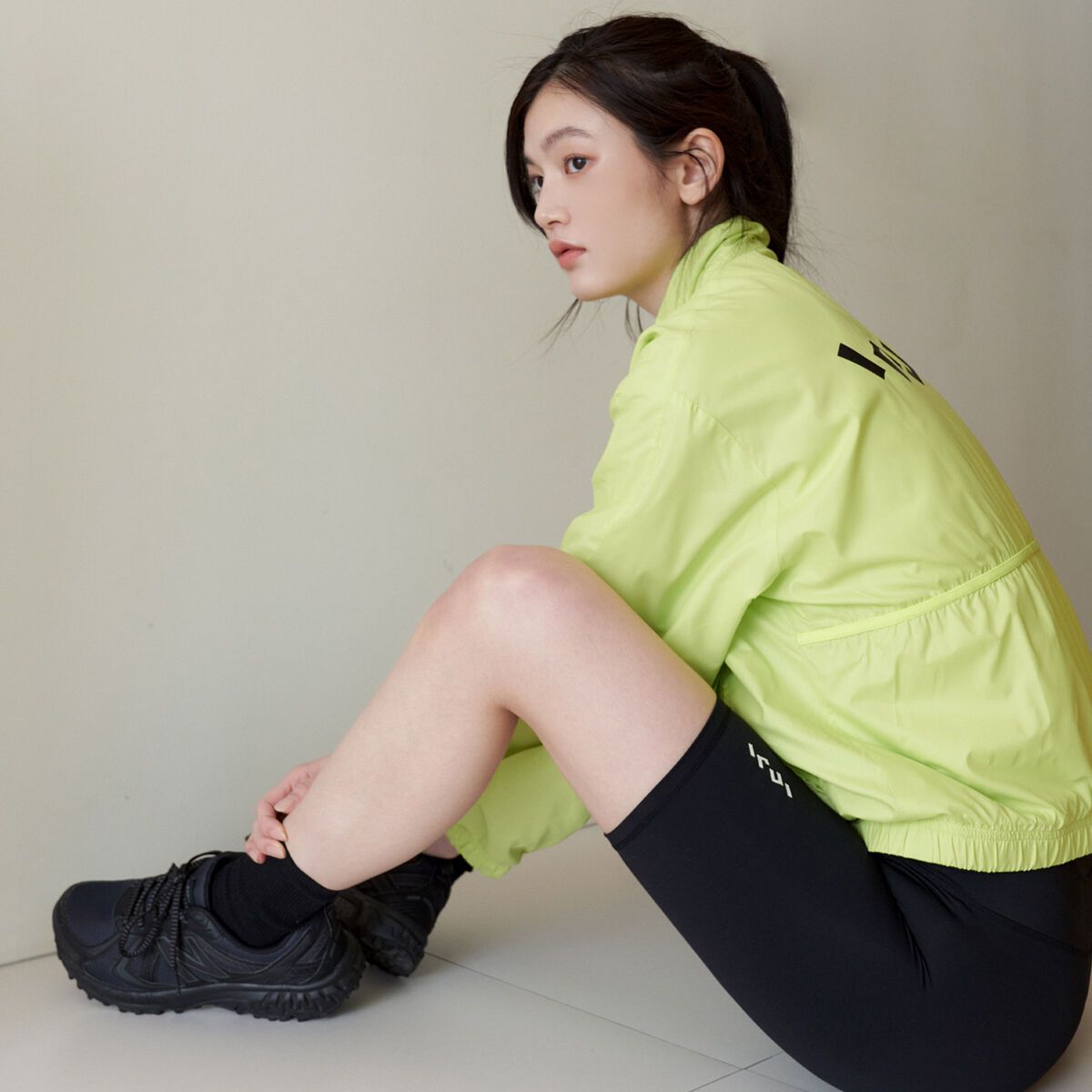 INJIACTIVE WINDBREAKER 라임 - 감도 깊은 취향 셀렉트샵 29CM