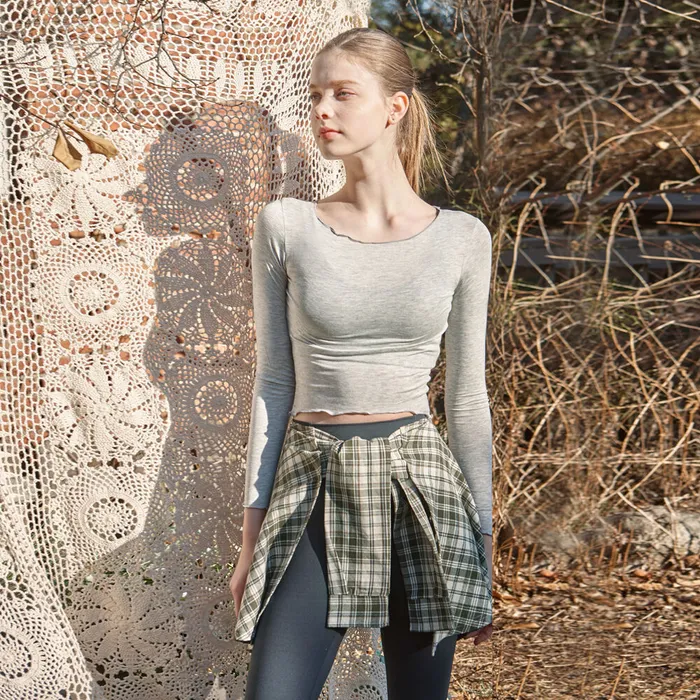 페이스 슬림 티셔츠 DEVI-T0056-그레이 - 감도 깊은 취향 셀렉트샵 29CM