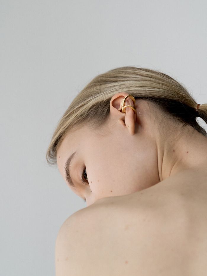 The Body 03E (Ear cuff) - 감도 깊은 취향 셀렉트샵 29CM