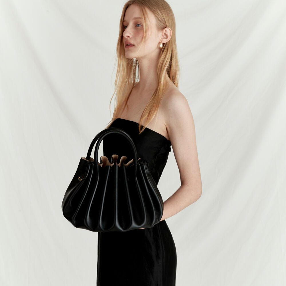 Wiggle Bag_Black - 감도 깊은 취향 셀렉트샵 29CM