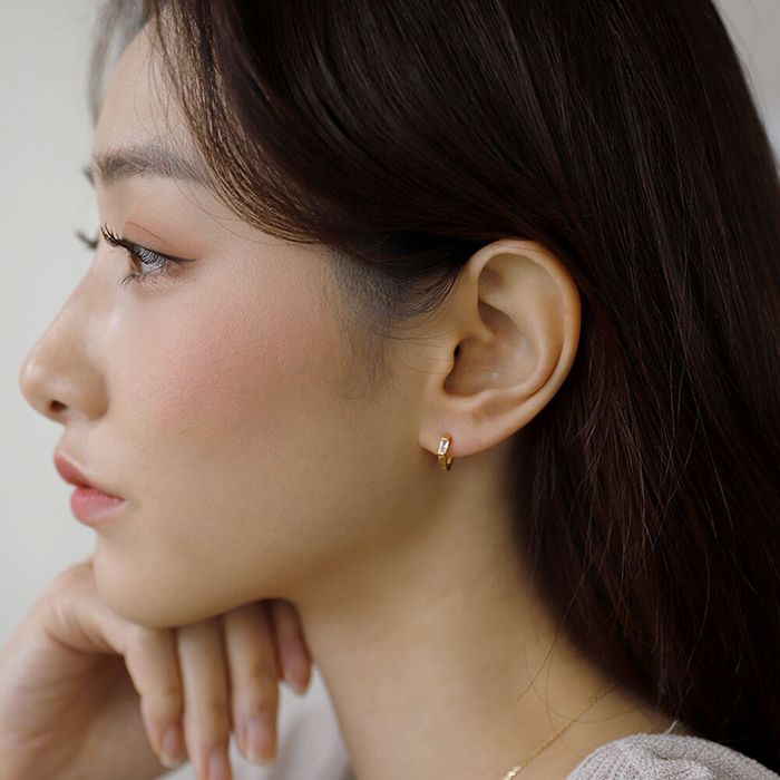 [SILVER925] Slim cubic ring earring - 감도 깊은 취향 셀렉트샵 29CM