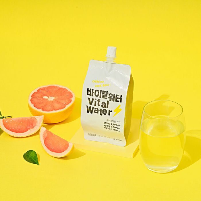 활력충전 에너지 드링크 바이탈워터 1박스(200ml x 10팩) - 감도 깊은 취향 셀렉트샵 29CM