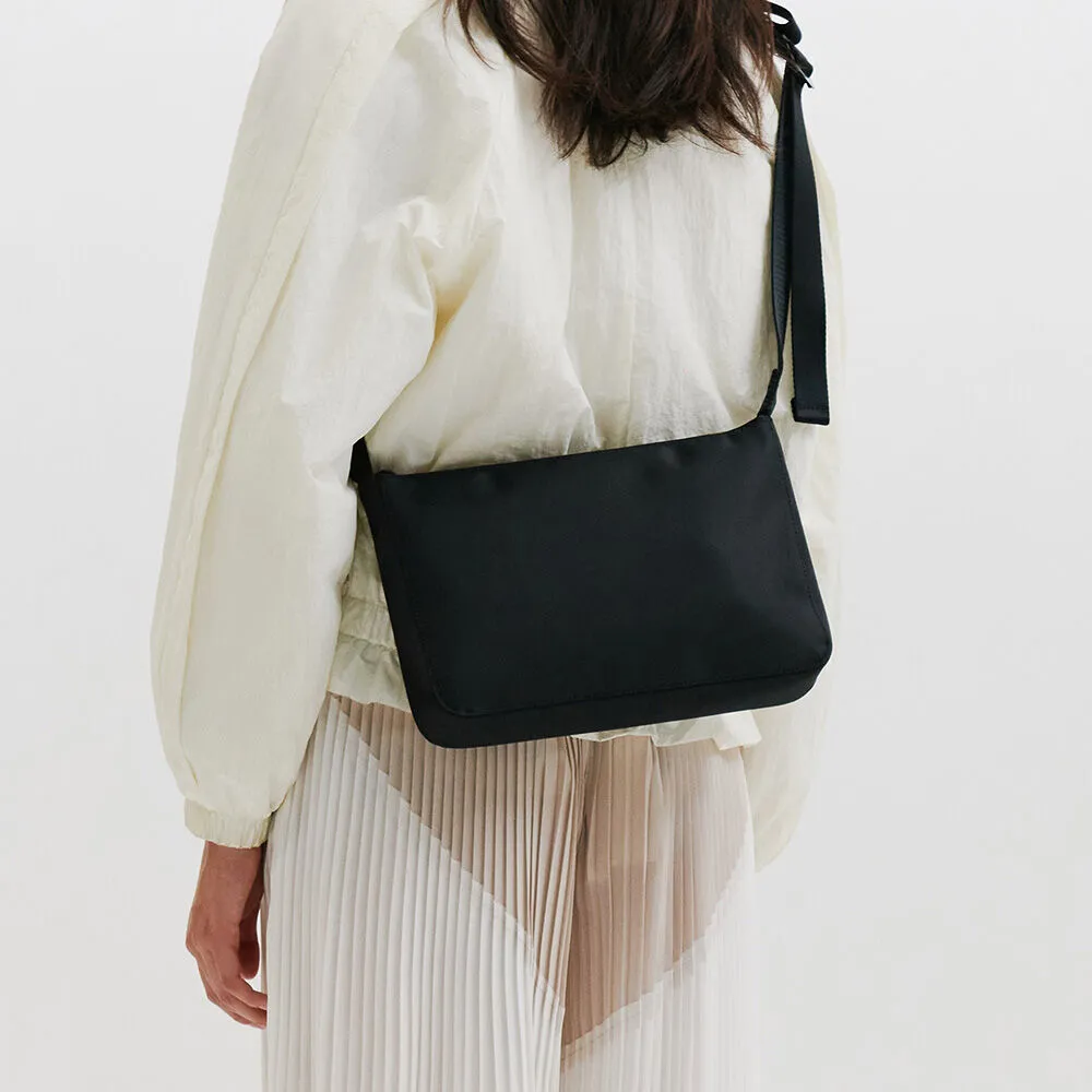 [HAH ARCHIVE] I-PAD BAG (BLACK EDITION) - 감도 깊은 취향 셀렉트샵 29CM