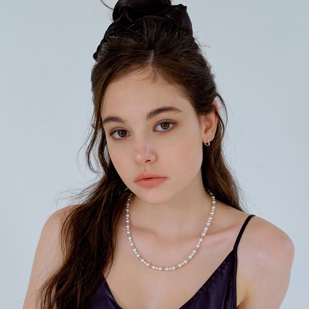 silver balls x pearls necklace - 감도 깊은 취향 셀렉트샵 29CM