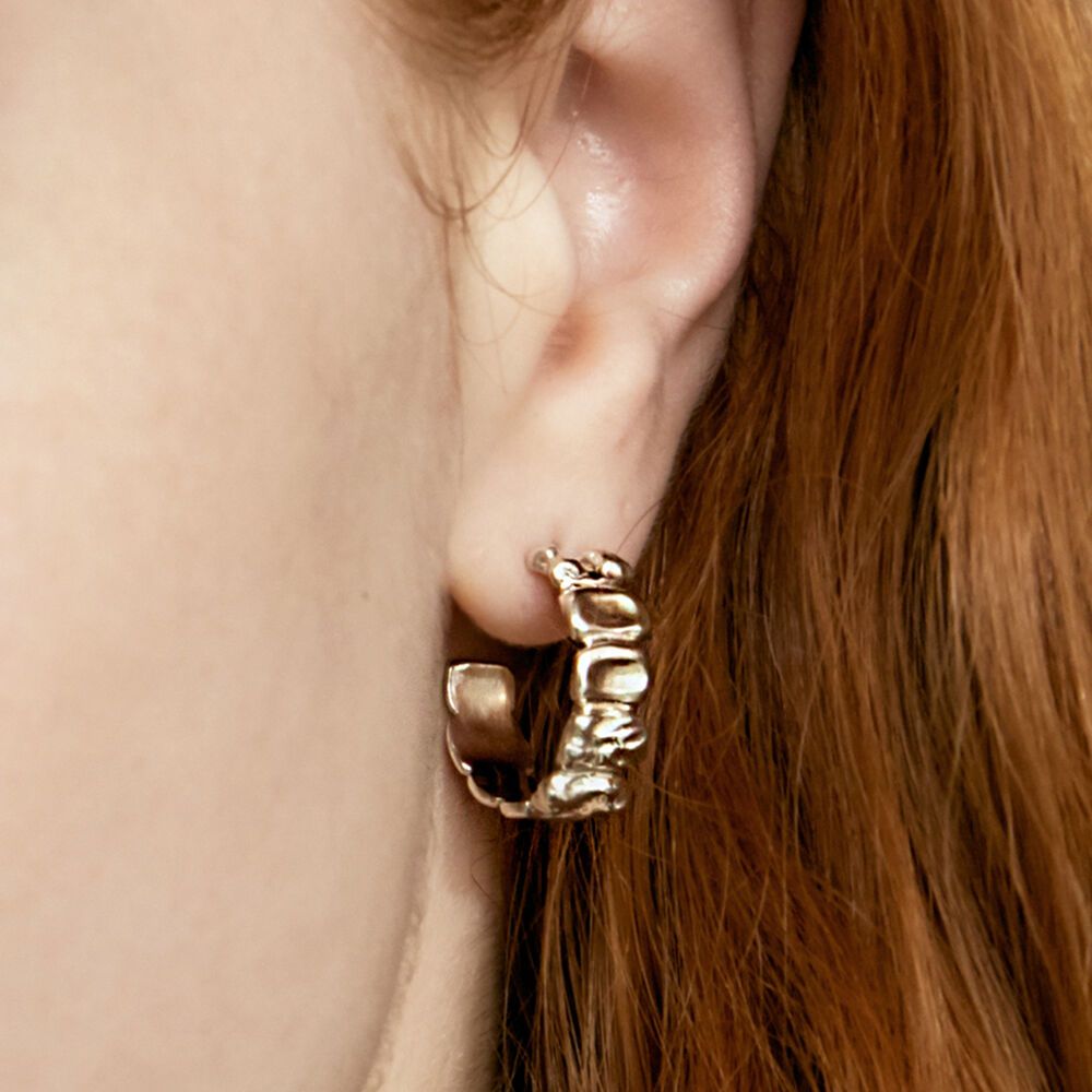 Double flow earrings - 감도 깊은 취향 셀렉트샵 29CM