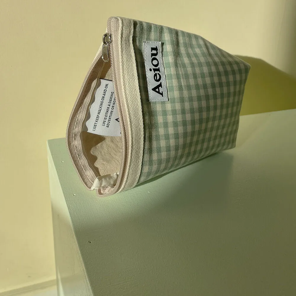 Aeiou Basic Pouch (M size) Blue Green Ginghamcheck - 감도 깊은 취향 셀렉트샵 29CM