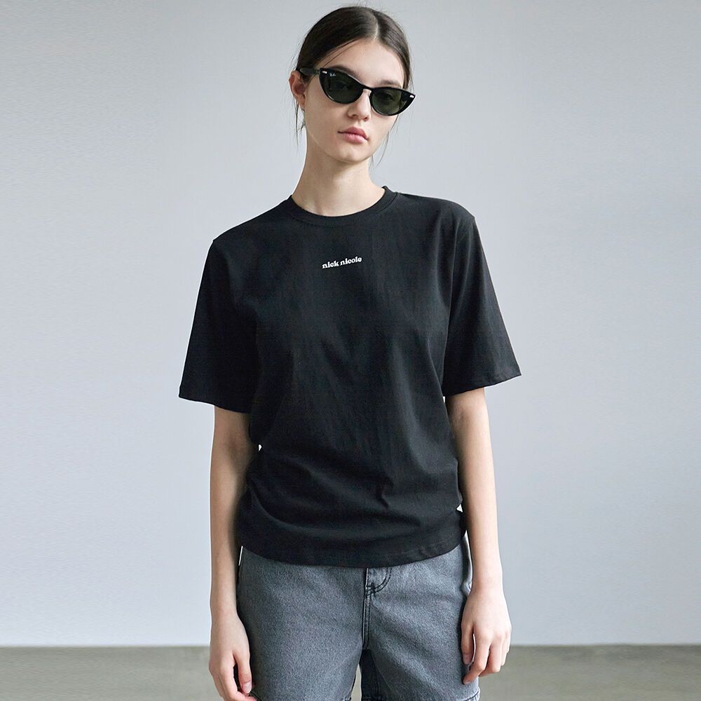 MINI NICOLE HALF TEE_BLACK - 감도 깊은 취향 셀렉트샵 29CM