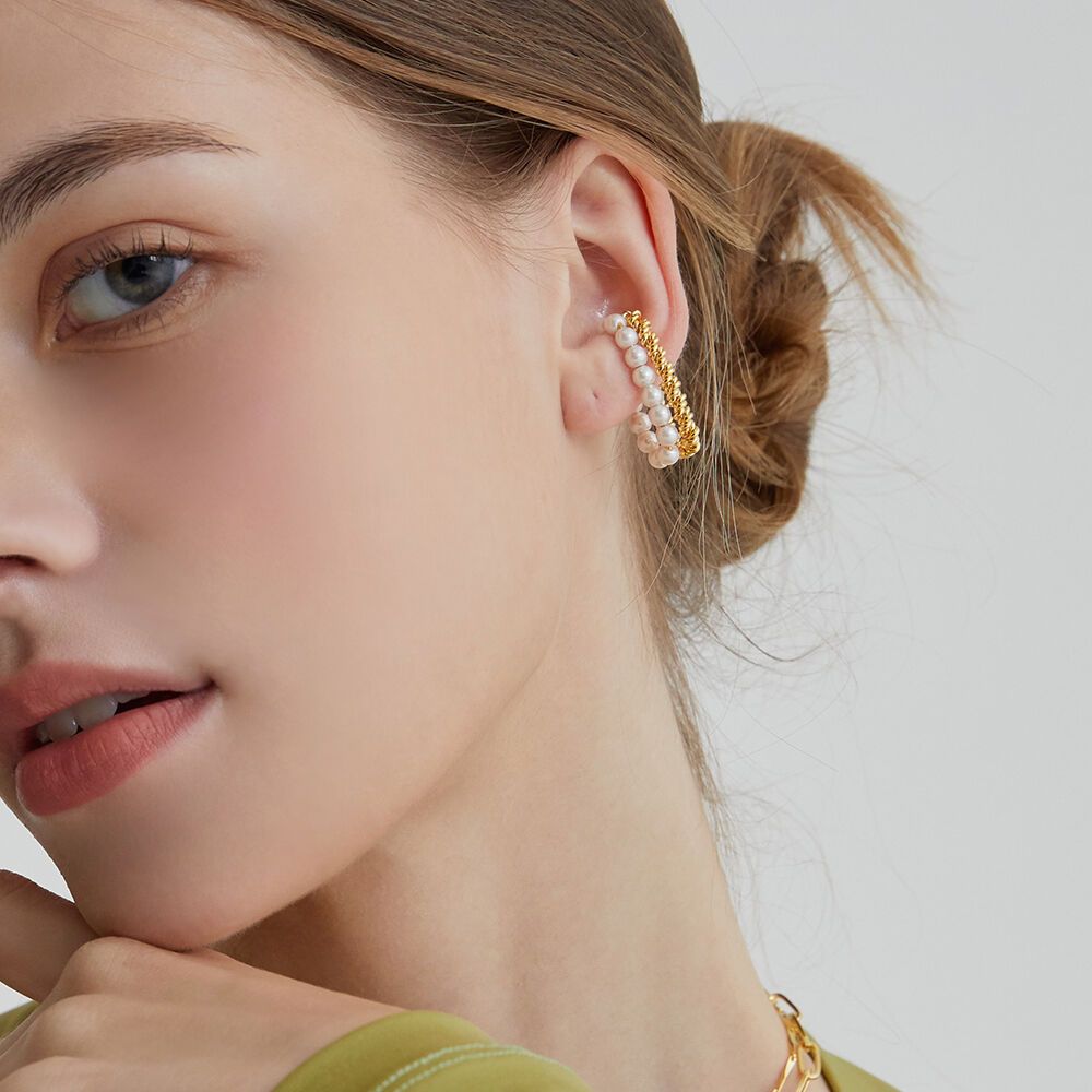 DROP PEARL EARCUFF AE421004 - 감도 깊은 취향 셀렉트샵 29CM