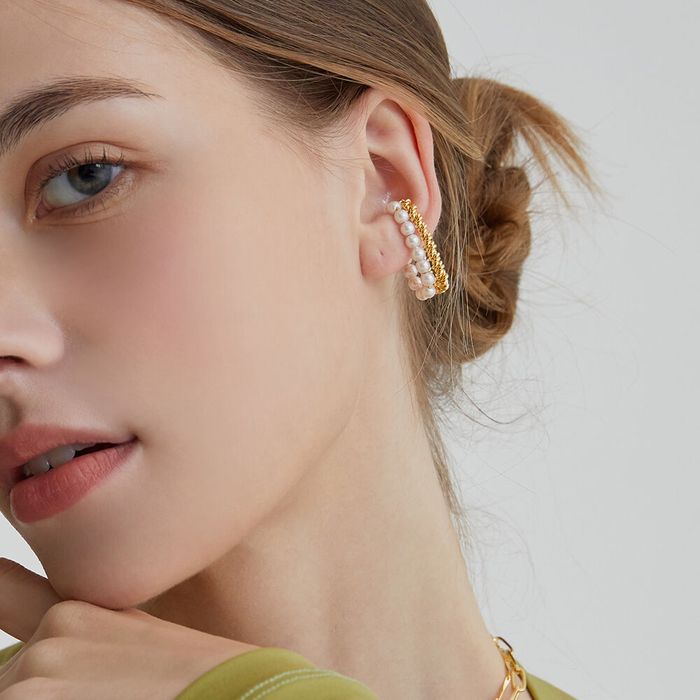 DROP PEARL EARCUFF AE421004 - 감도 깊은 취향 셀렉트샵 29CM