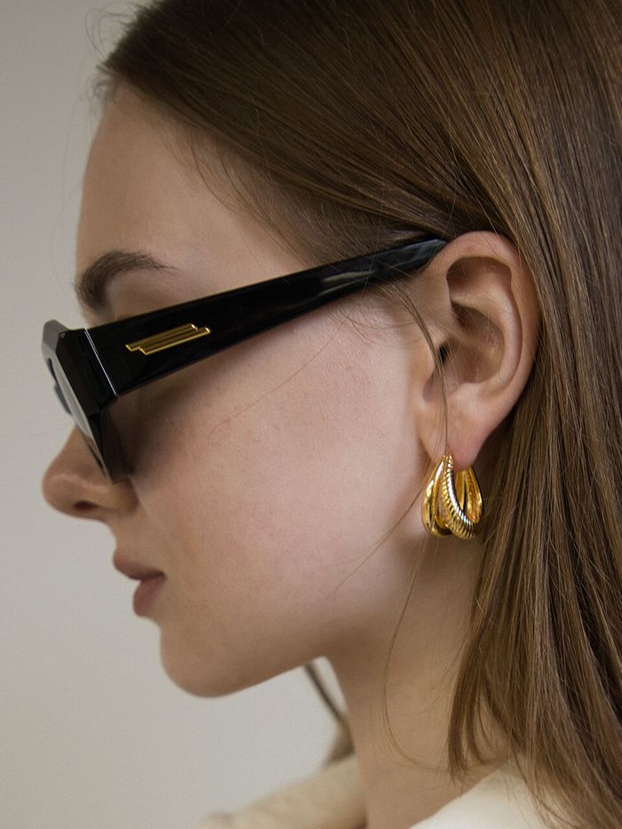 Double strap hoop - 감도 깊은 취향 셀렉트샵 29CM