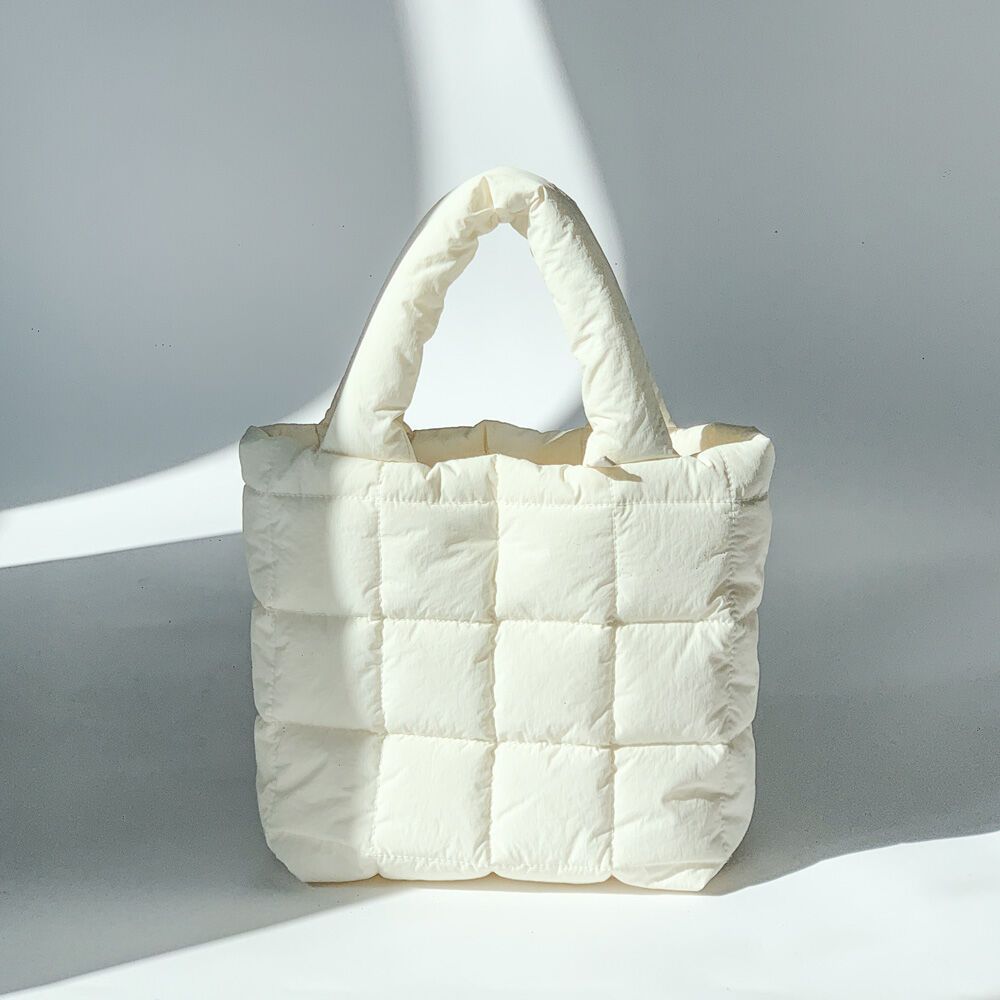 Monaka Padding Bag (butter cream) - 감도 깊은 취향 셀렉트샵 29CM