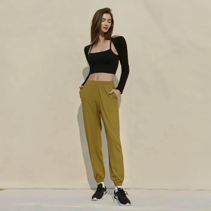 유닛 슬릿 볼레로 DEVI-T0064-블랙 - 감도 깊은 취향 셀렉트샵 29CM