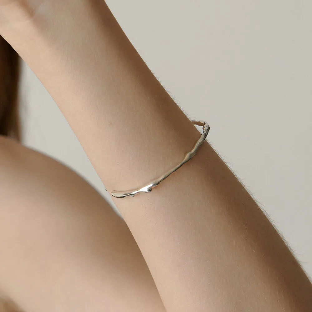 flow bangle (silver) - 감도 깊은 취향 셀렉트샵 29CM