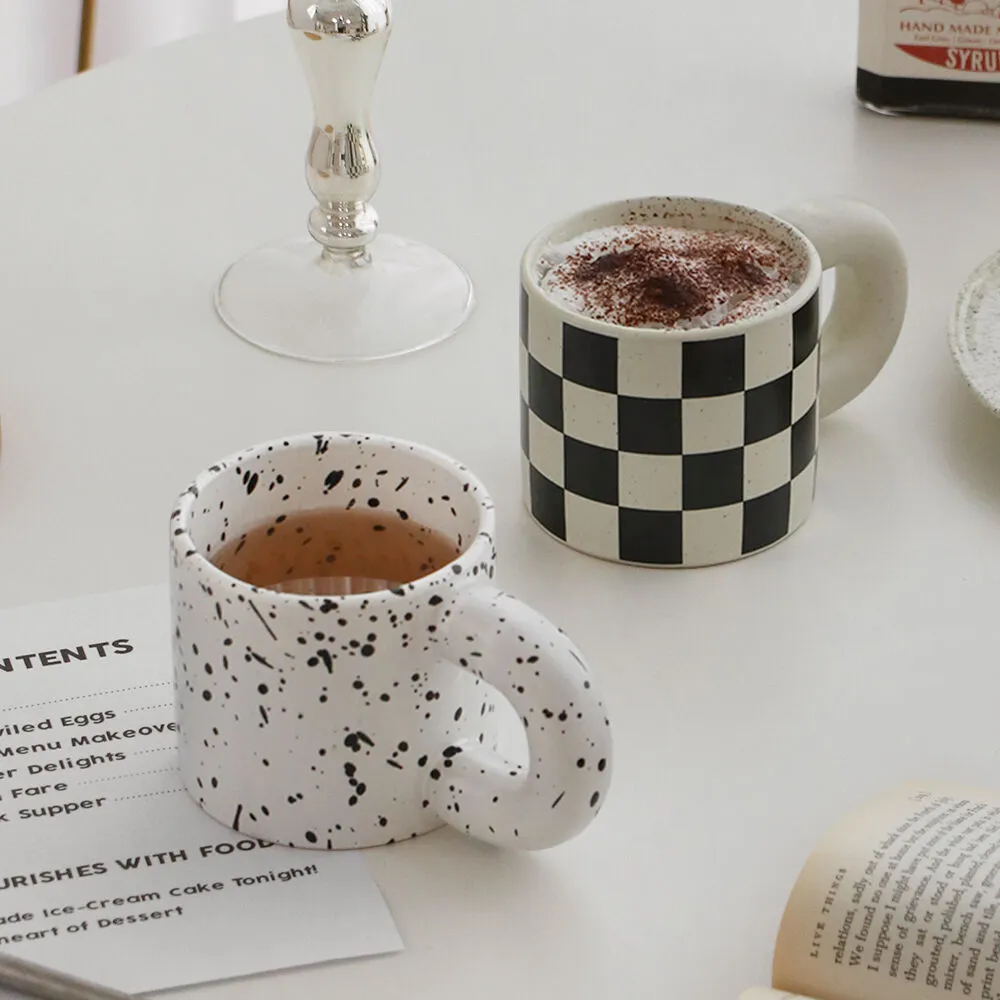 뚱뚱이 핸들 머그 300ml 2type 택1 / 홈카페 빈티지 컵 - 감도 깊은 취향 셀렉트샵 29CM