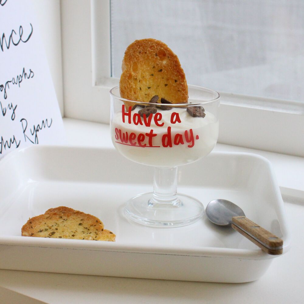 노크노크 홈카페 레드 레터링 고블렛잔 와인잔 - 감도 깊은 취향 셀렉트샵 29CM