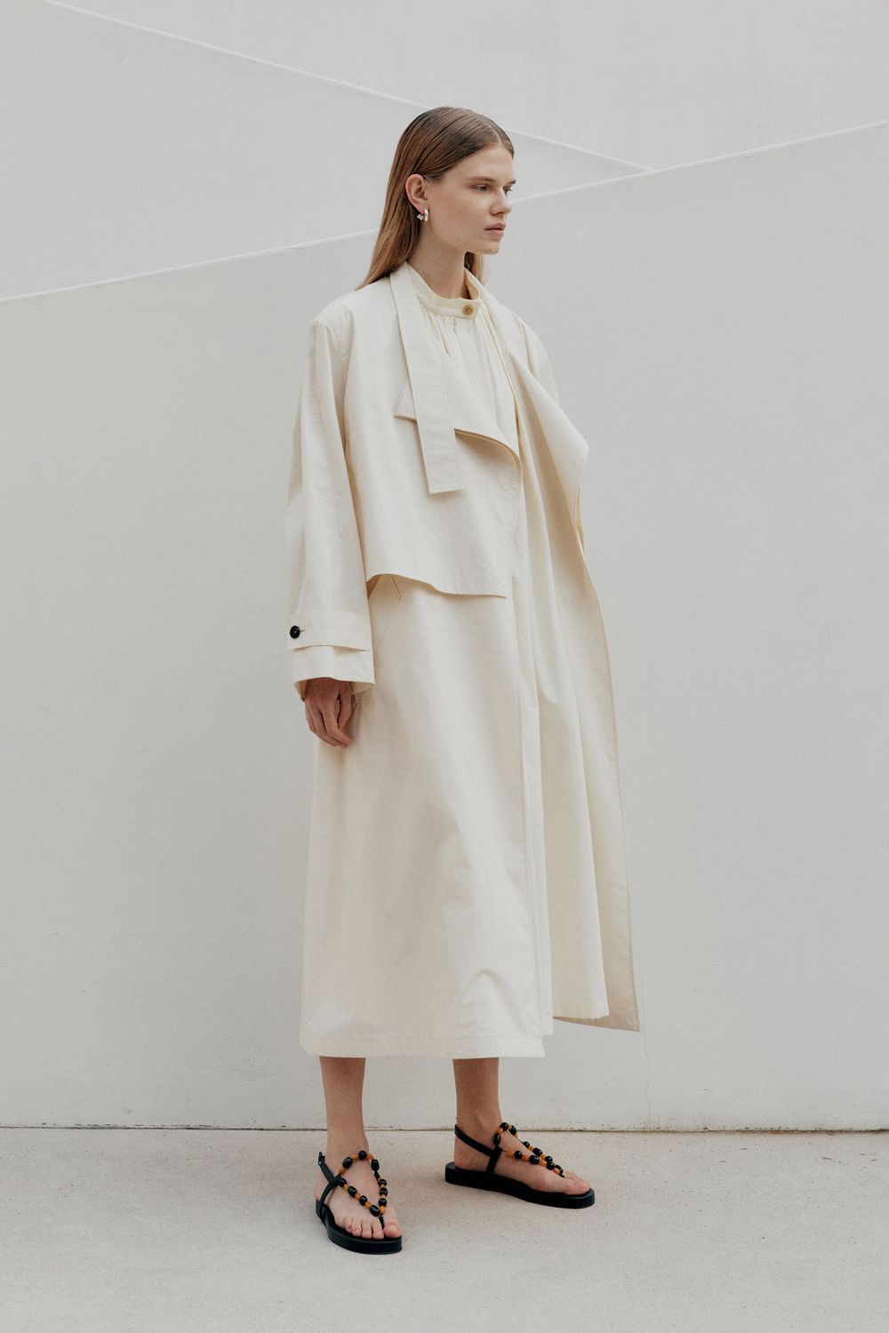 22SS DOUBLE COLLAR TRENCH COAT CREAM 29CM 22SS DOUBLE COLLAR TRENCH COAT CREAM 29CM