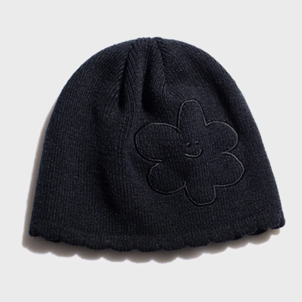 [EZwithPIECE] DAISY BEANIE (BLACK) - 감도 깊은 취향 셀렉트샵 29CM