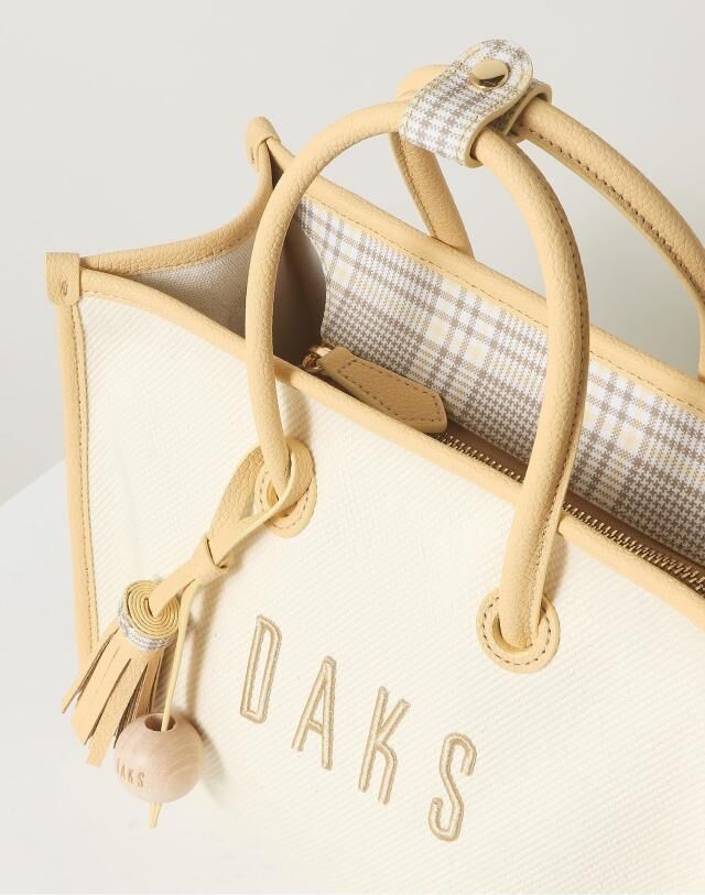 [CANVAS]옐로우 가죽배색 DAKS 자수 캔버스 토트백 DCBA2E910Y2 - 감도 깊은 취향 셀렉트샵 29CM