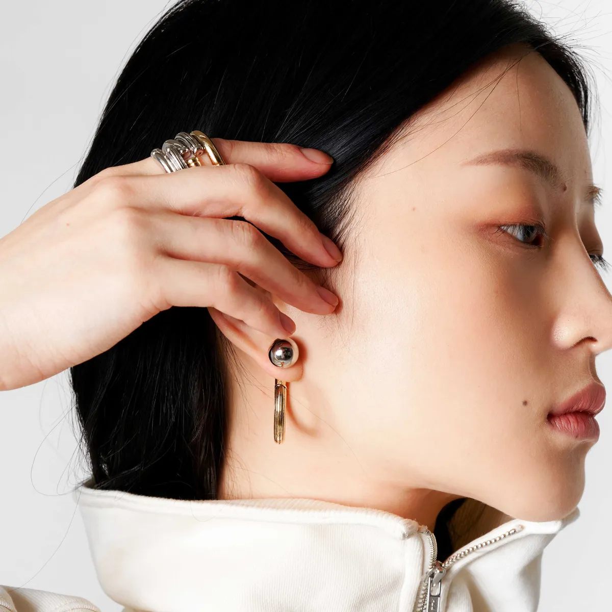 C.O TEXTURE COMBI EARRING / GOLD - 감도 깊은 취향 셀렉트샵 29CM