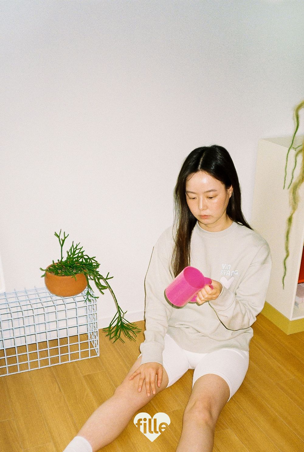 Yin & Yang Sweatshirt - Seige Green - 감도 깊은 취향 셀렉트샵 29CM