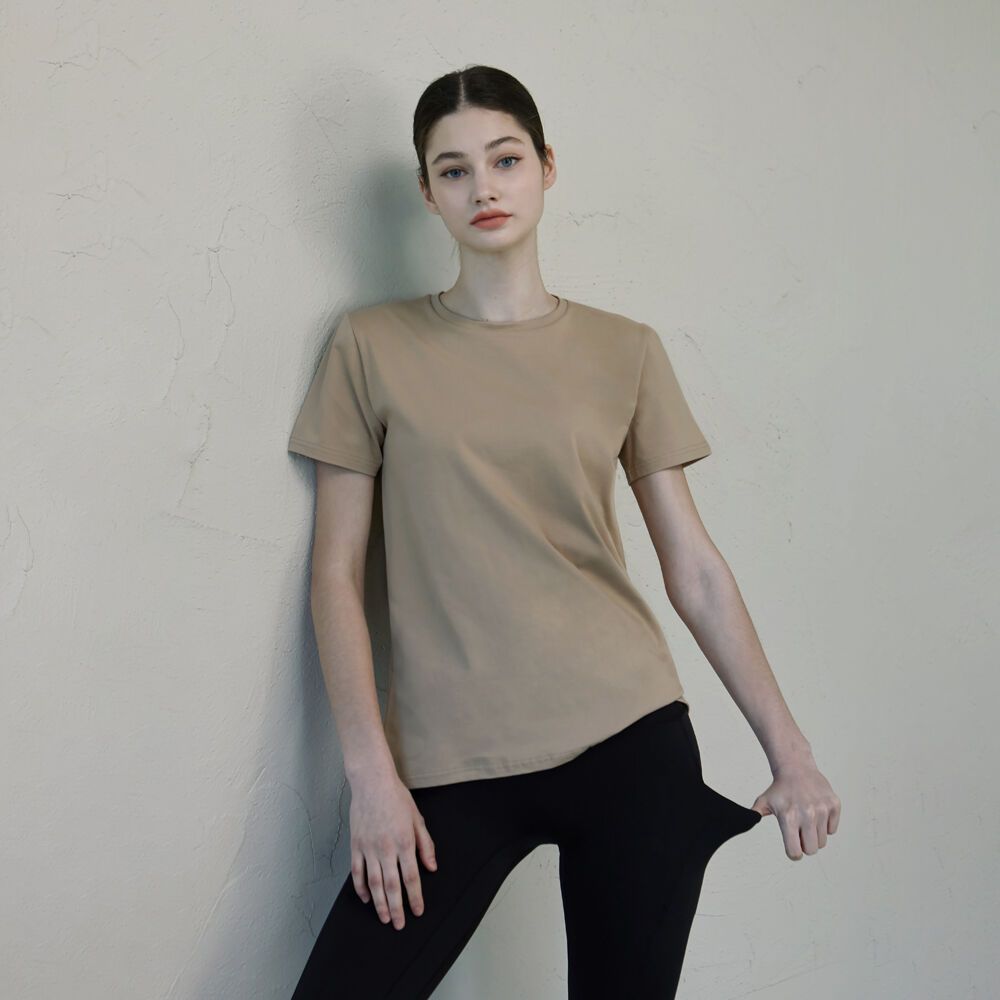 여성 요가복 DEVI-T0084-베이지 필라테스 웨던 데일리 숏 슬리브 - 감도 깊은 취향 셀렉트샵 29CM