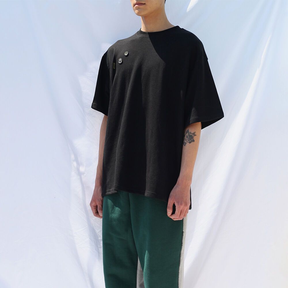Gather T-Shirt / Black - 감도 깊은 취향 셀렉트샵 29CM