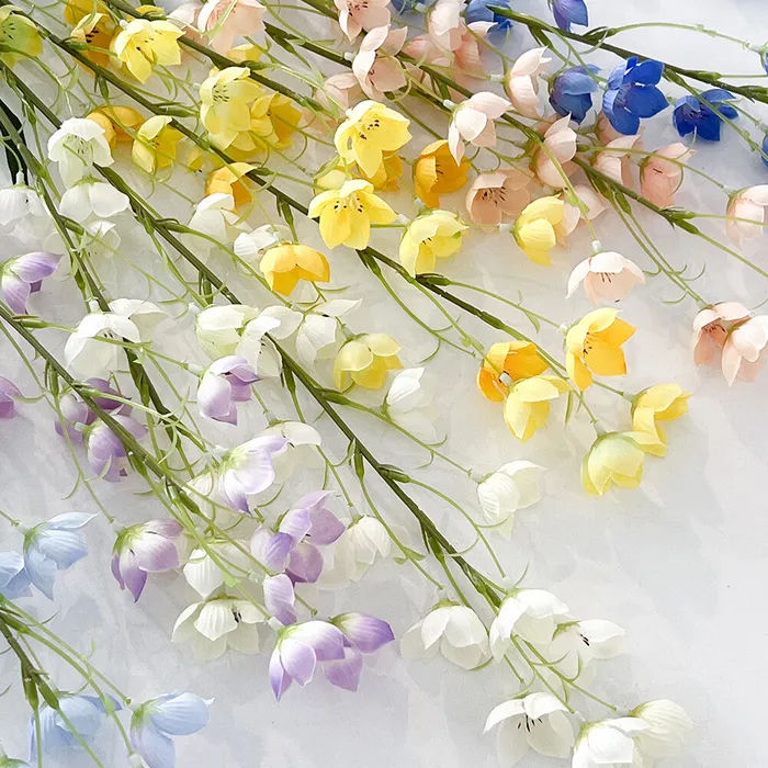 bookaz 캄파눌라 6color 조화 델피늄 방울꽃 생화같은 꽃다발 웨딩부케 꽃꽂이 - 감도 깊은 취향 셀렉트샵 29CM