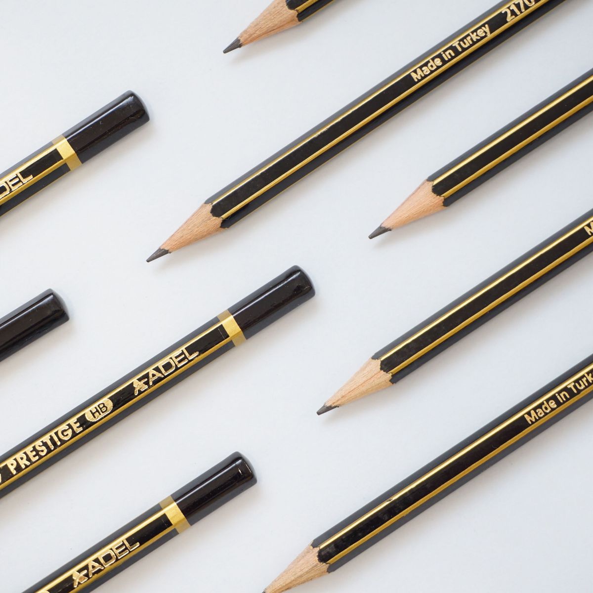 Prestige 검정 연필 HB 1EA, Adel - 감도 깊은 취향 셀렉트샵 29CM