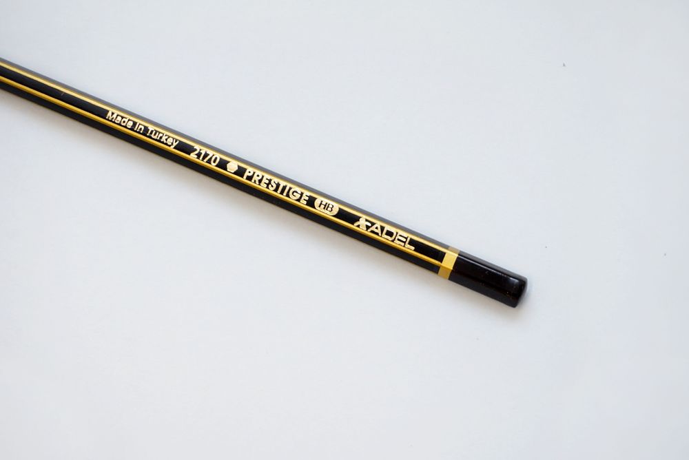 Prestige 검정 연필 HB 1EA, Adel - 감도 깊은 취향 셀렉트샵 29CM