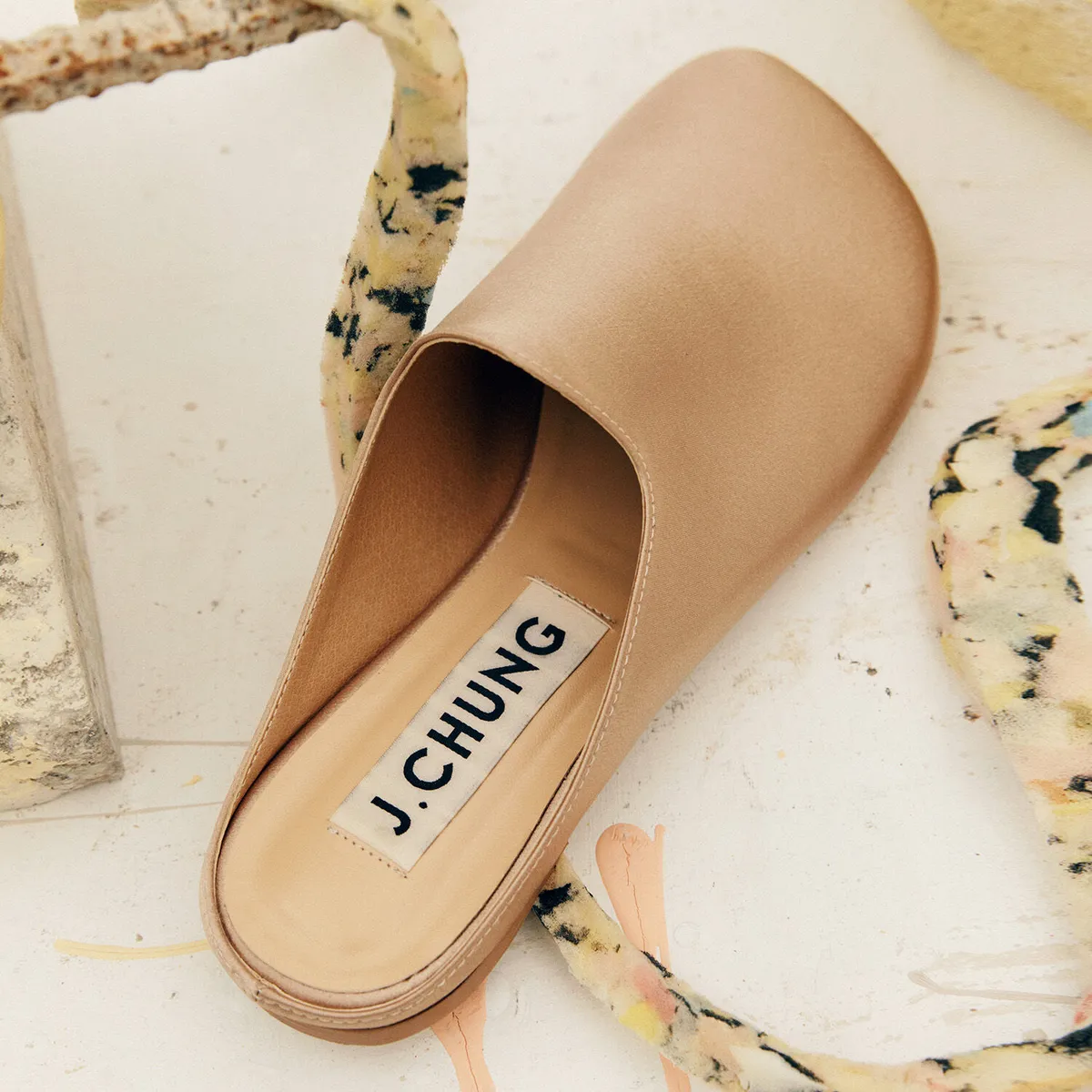 Movoo Round Toe Mules_Gold - 감도 깊은 취향 셀렉트샵 29CM