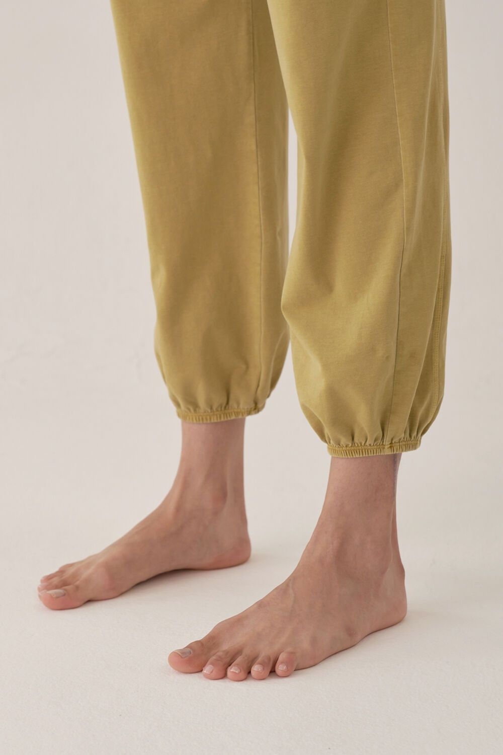 OZPN2030 스모킹 팬츠 - 올리브 옐로우 - 감도 깊은 취향 셀렉트샵 29CM