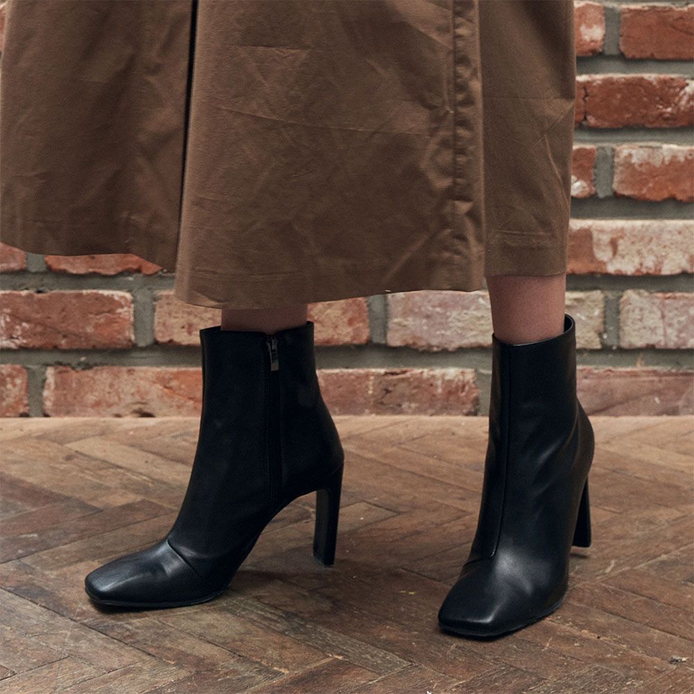 Square line ankleboots heel - black - 감도 깊은 취향 셀렉트샵 29CM