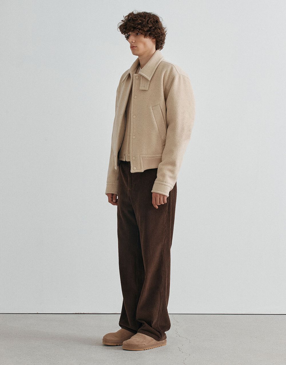 HET SQUARE BOMBER JACKET BEIGE - 감도 깊은 취향 셀렉트샵 29CM