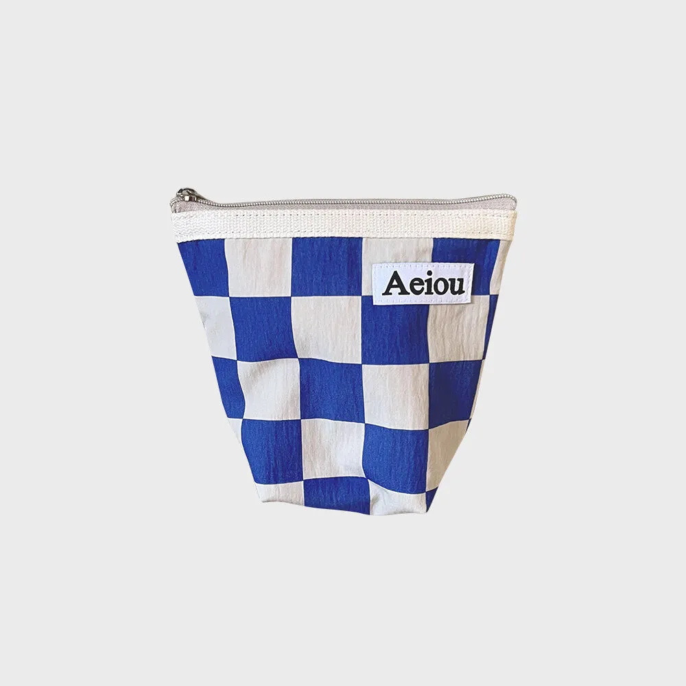 Aeiou Basic Pouch (M size) Checkerboard Blue - 감도 깊은 취향 셀렉트샵 29CM