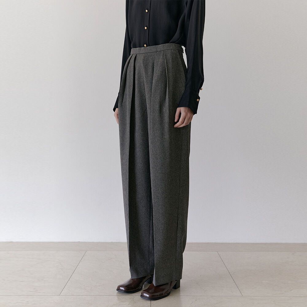 MANNON classic high rise two tuck slacks_Charcoal - 감도 깊은 취향 셀렉트샵 29CM