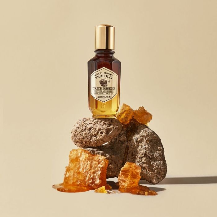 [14ml추가증정] 로열허니 프로폴리스 인리치 에센스 50ml - 감도 깊은 취향 셀렉트샵 29CM