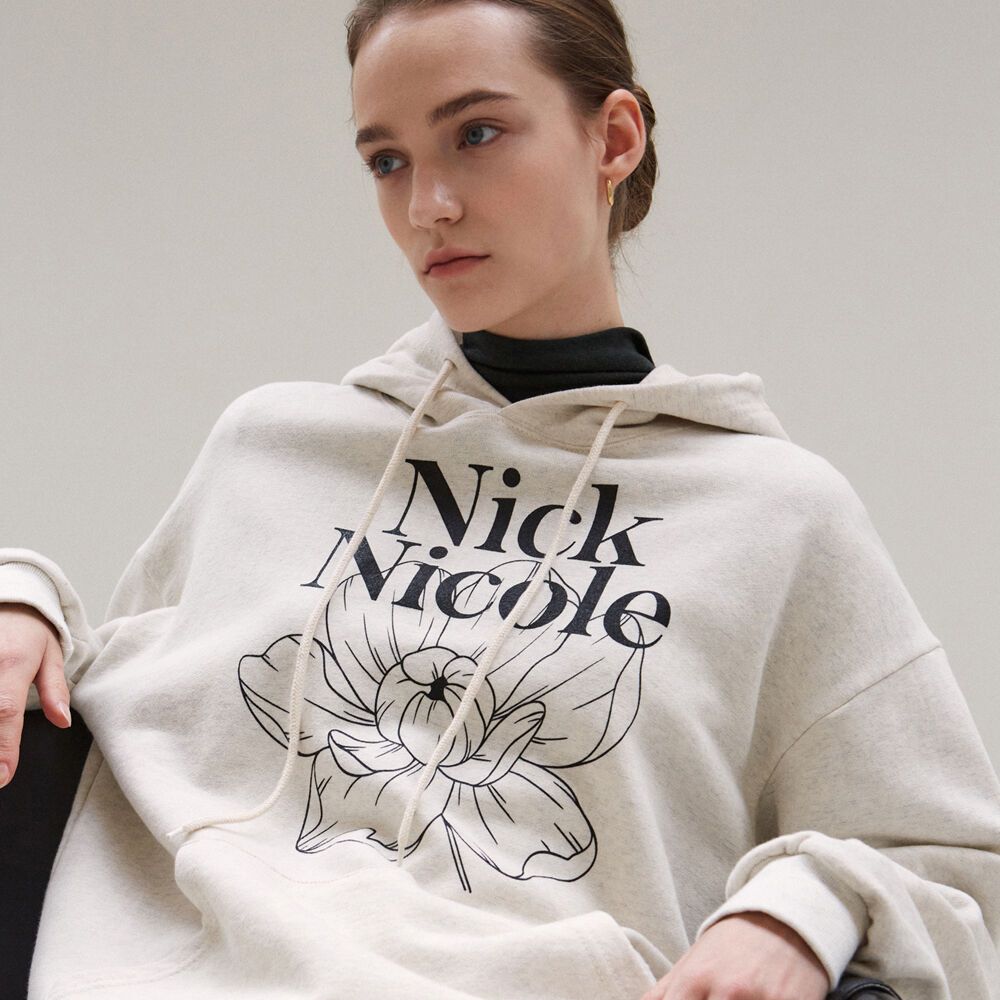 NICOLE SIGNATURE HOODIE_OATMEAL - 감도 깊은 취향 셀렉트샵 29CM